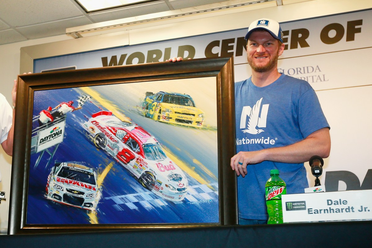Racing Legends: Dale Earnhardt Jr. – The Final Lap Weekly
